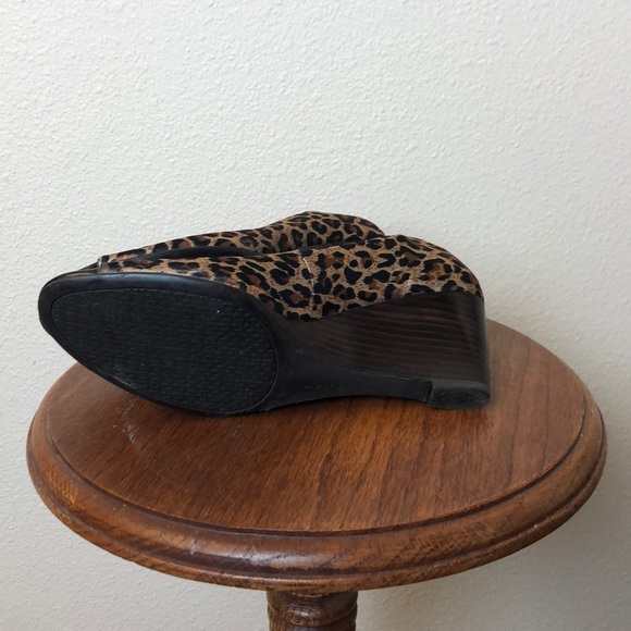 Shoes | Tahari Size 7 Opentoed Platform Leopard Shoes | Poshmark